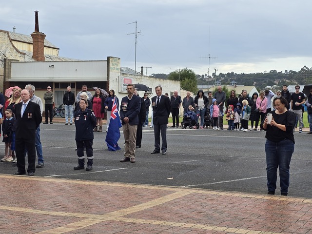 Coleraine commemorates | Hamilton Spectator