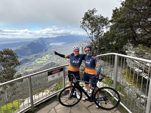 Cyclists tackle Parkinson's disease | Hamilton Spectator